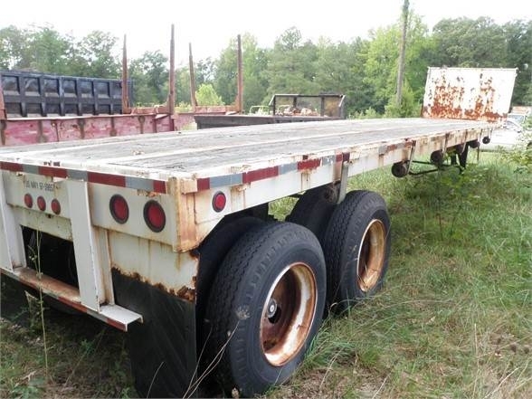 Clark Flat Bed 40 Foot