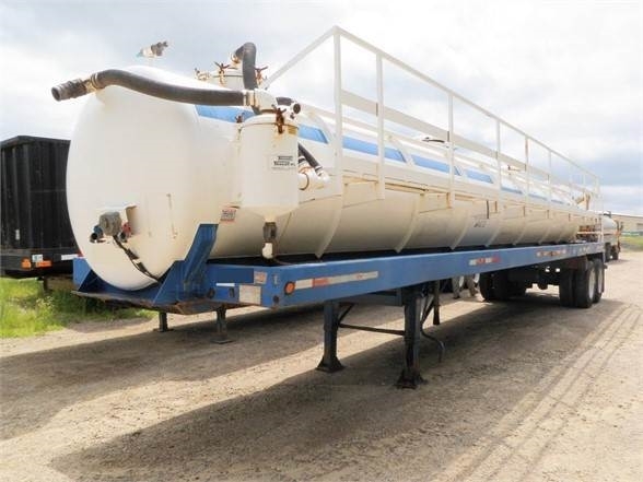 Troxell 43' Vacuum Tank Trailer