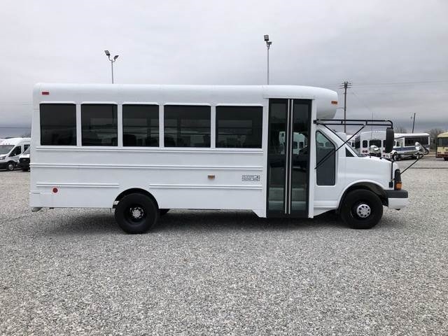 Blue Bird MICRO BIRD