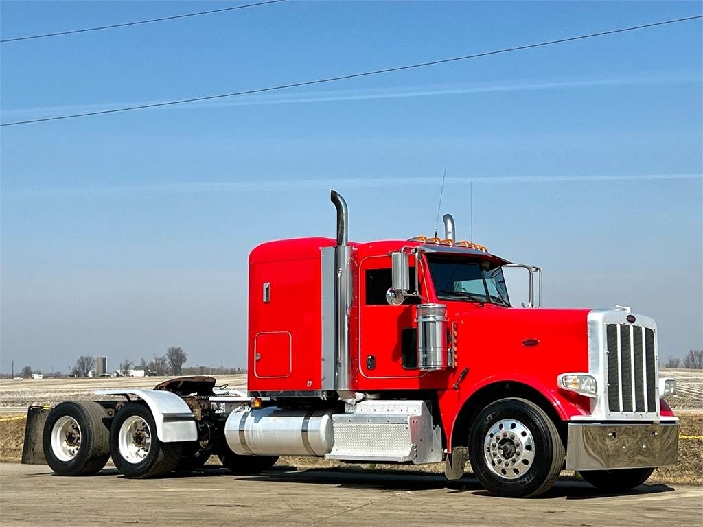 Peterbilt 388