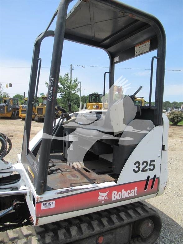 Bobcat 325
