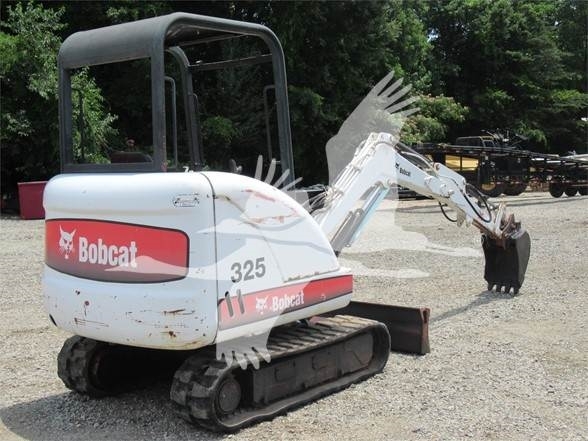 Bobcat 325
