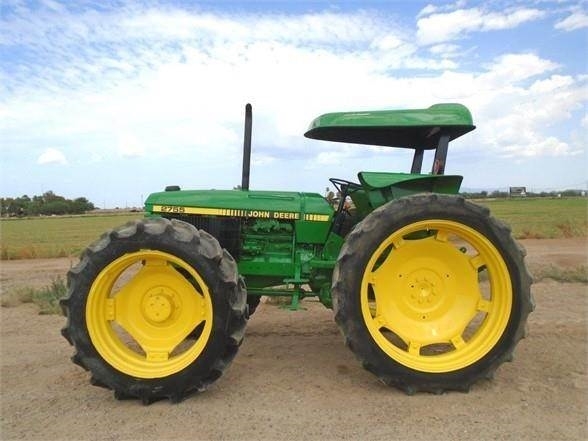 John Deere 2755