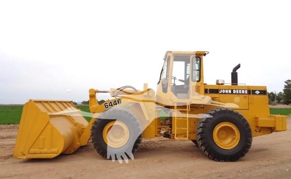 John Deere 644G
