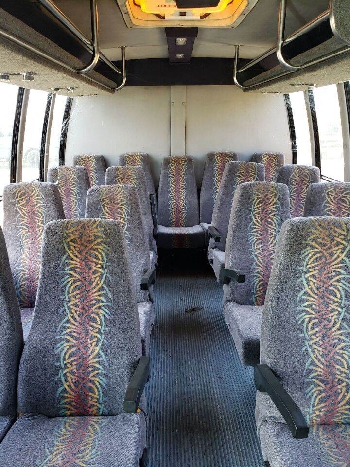 Ford CLASSIC BY METROTRANS