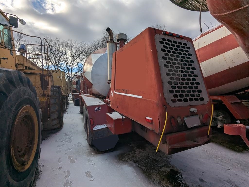 Advance MIXER INC 14-yd Concrete Transmit Mixer