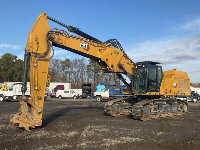 CAT 352 UHD