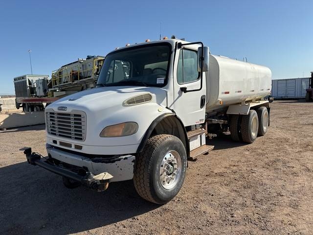 Freightliner M2 106