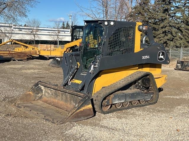 John Deere 325G