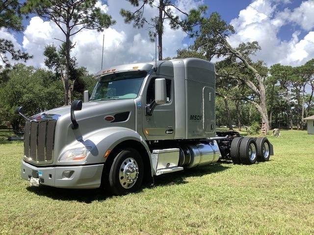 Peterbilt 579