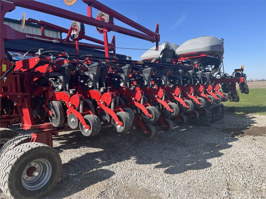 Case IH Agriculture Machinery & Farm Equipment For Sale | Ritchie List