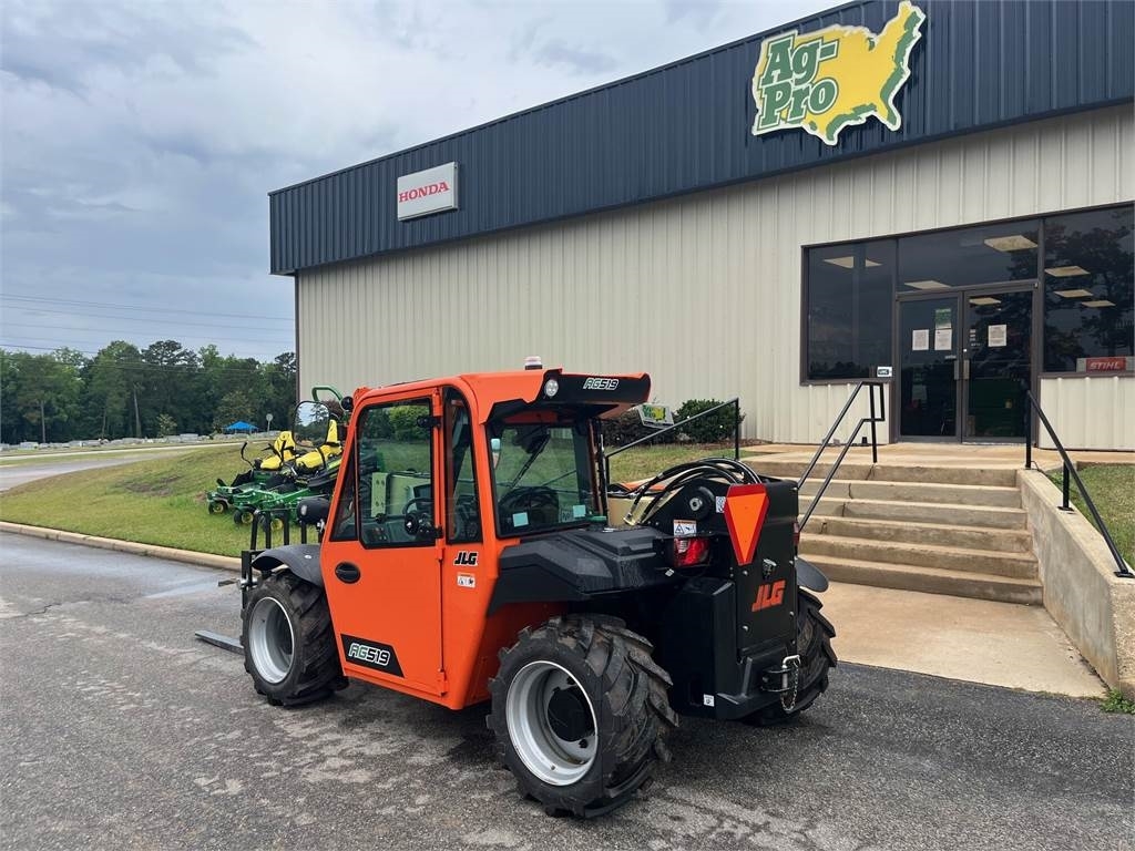 JLG AG519