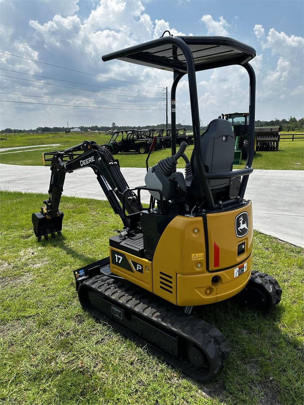John Deere 17 P OPEN STATION COMPACT EXCAVATOR