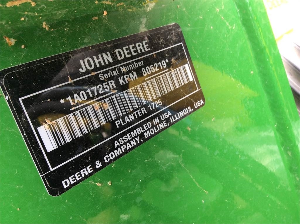 John Deere 1725