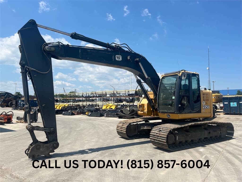 John Deere 225D LC