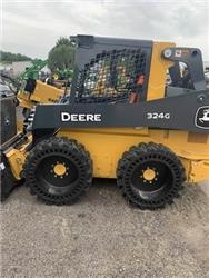 John Deere 324G