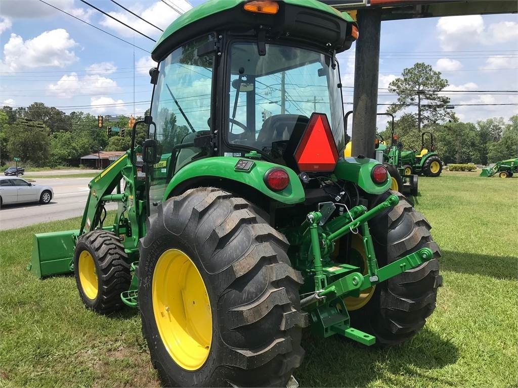 John Deere 4052R