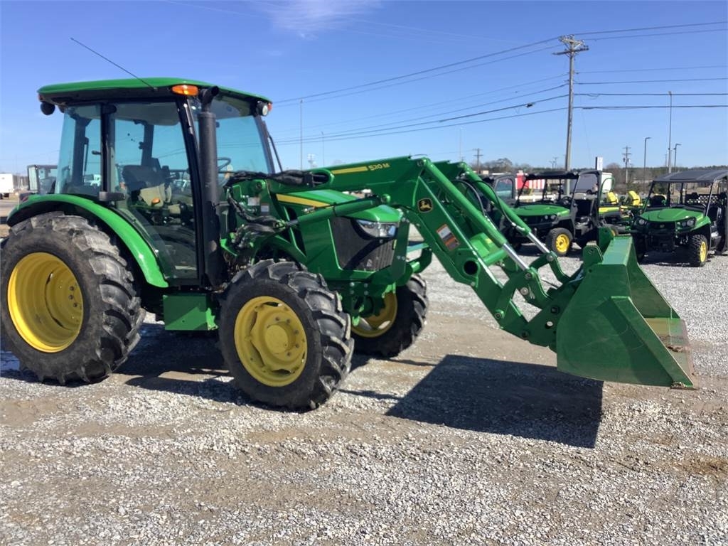 John Deere 5060E