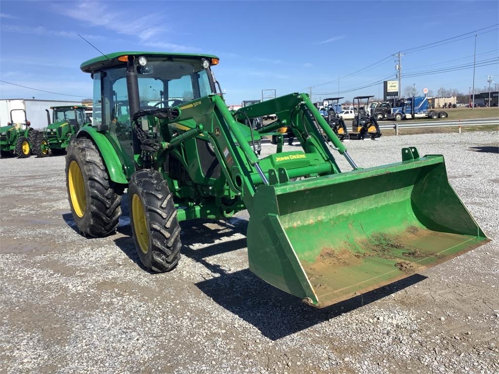 John Deere 5060E