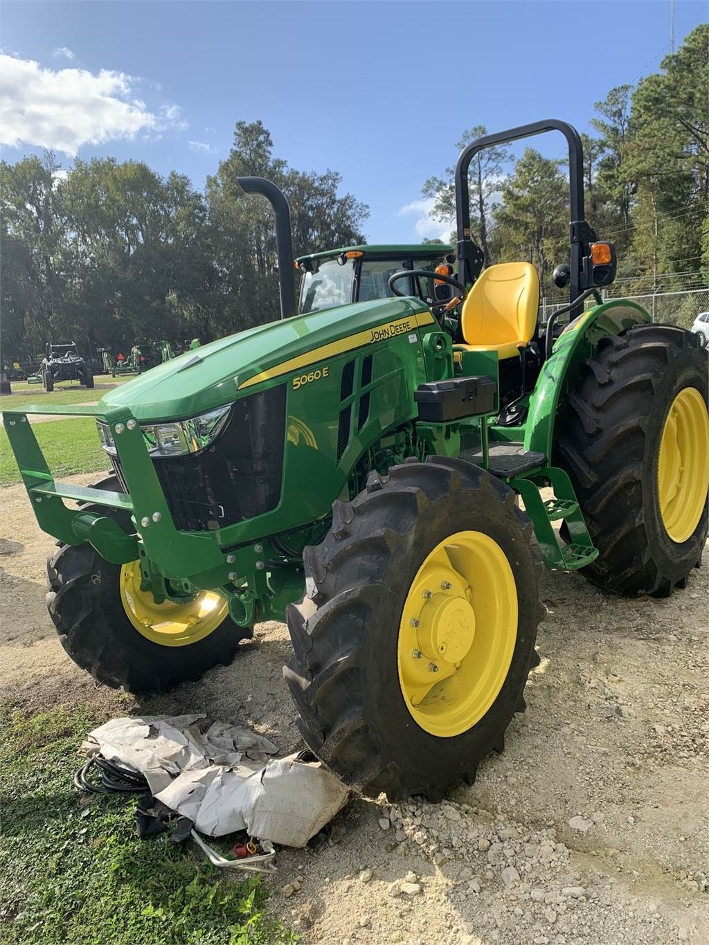 John Deere 5060E