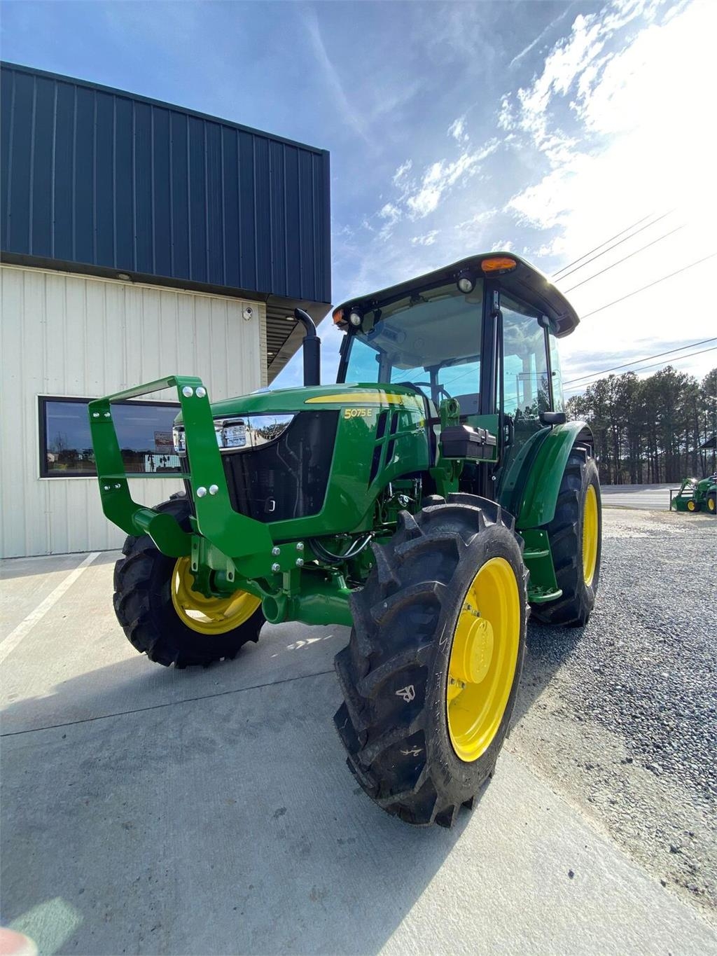 John Deere 5075E