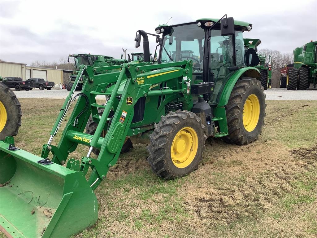 John Deere 5090M