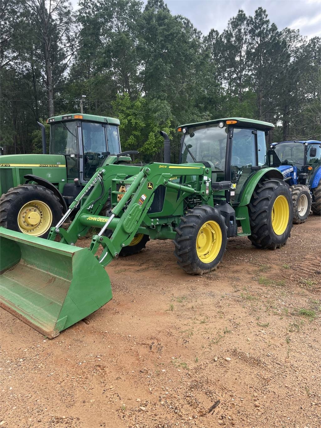 John Deere 5100E