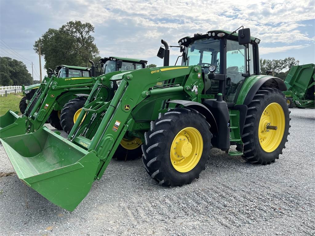 John Deere 4WD Tractors: Loaders, 4x4 & More | Ritchie List