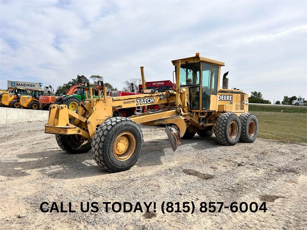 John Deere 772CH