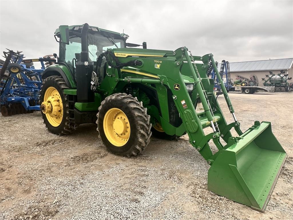 John Deere 8R 250