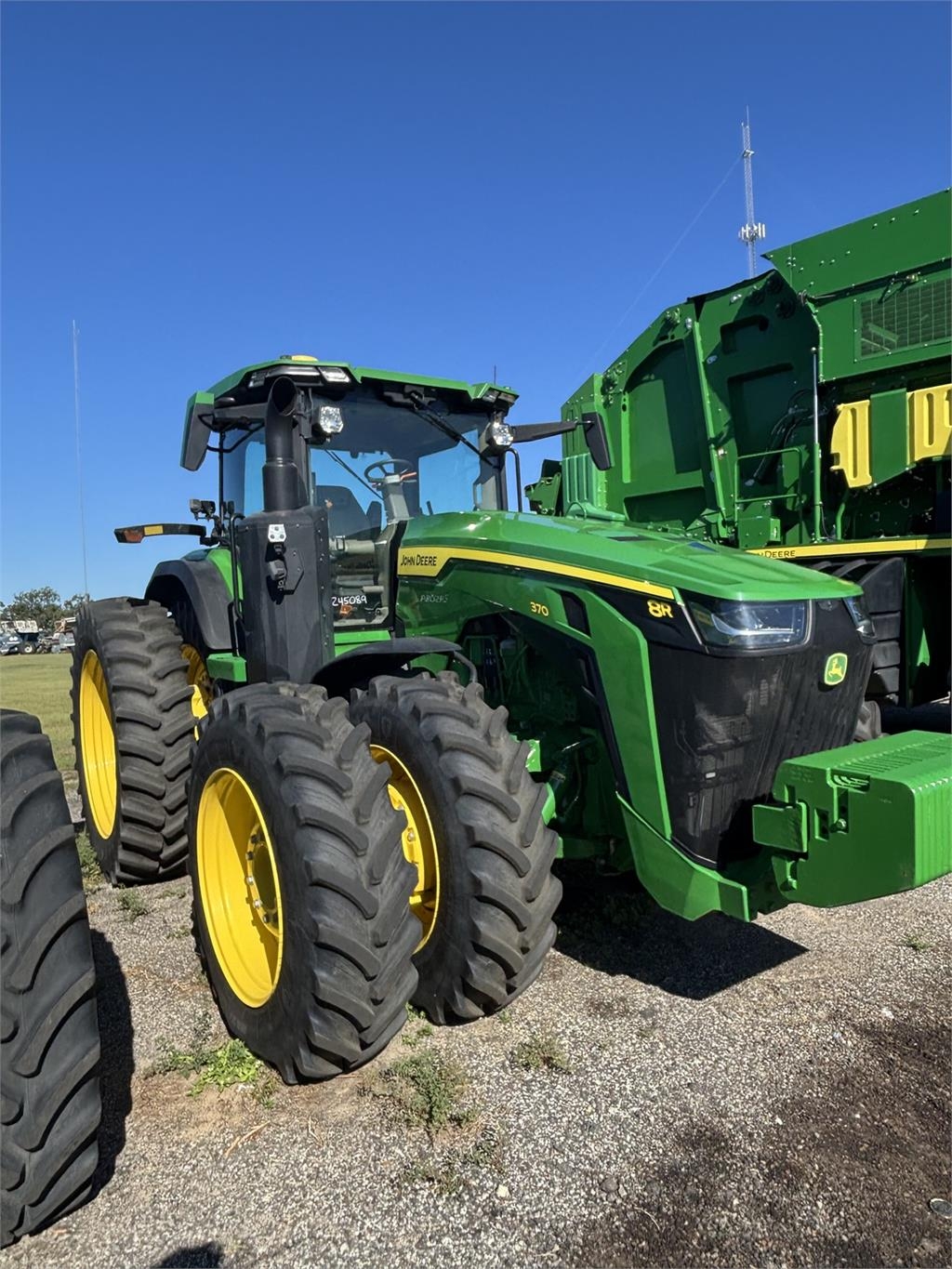 John Deere 8R 370