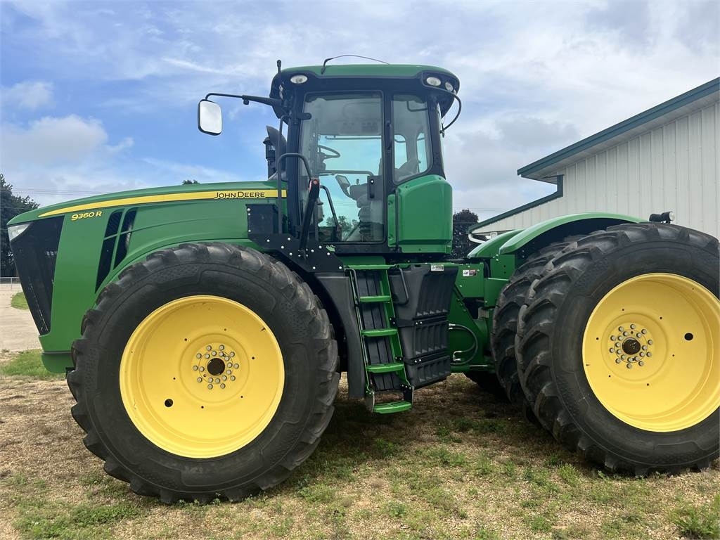John Deere 9360R