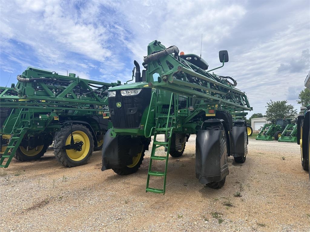 John Deere R4030