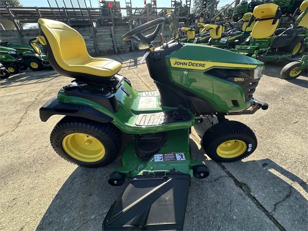 John Deere S180