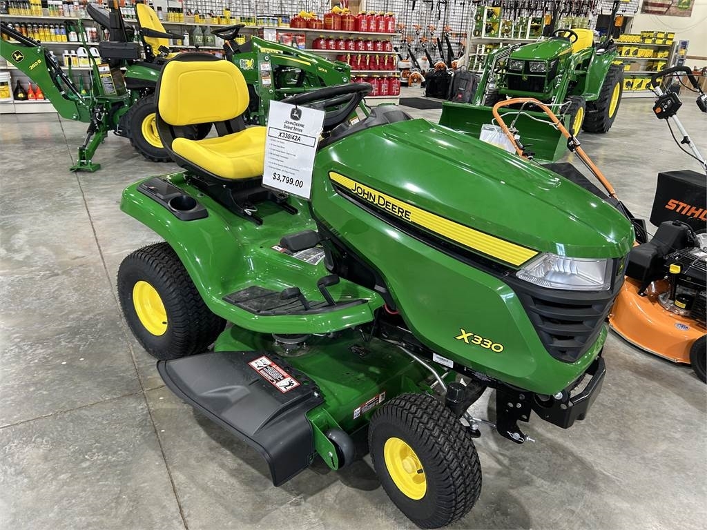John Deere X330 42