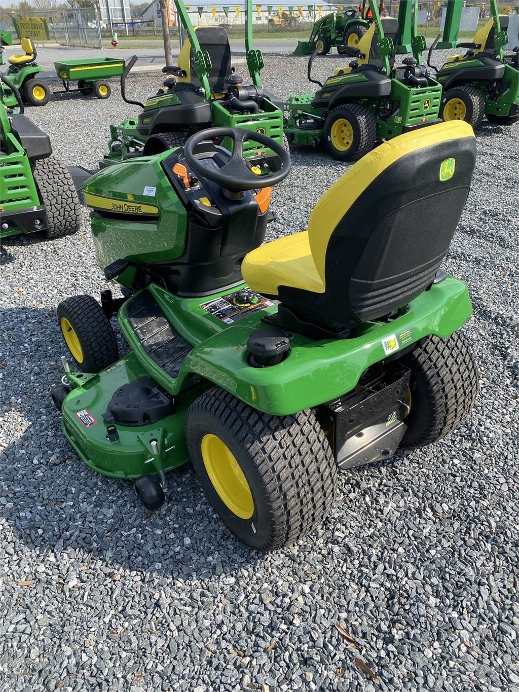 John Deere X380