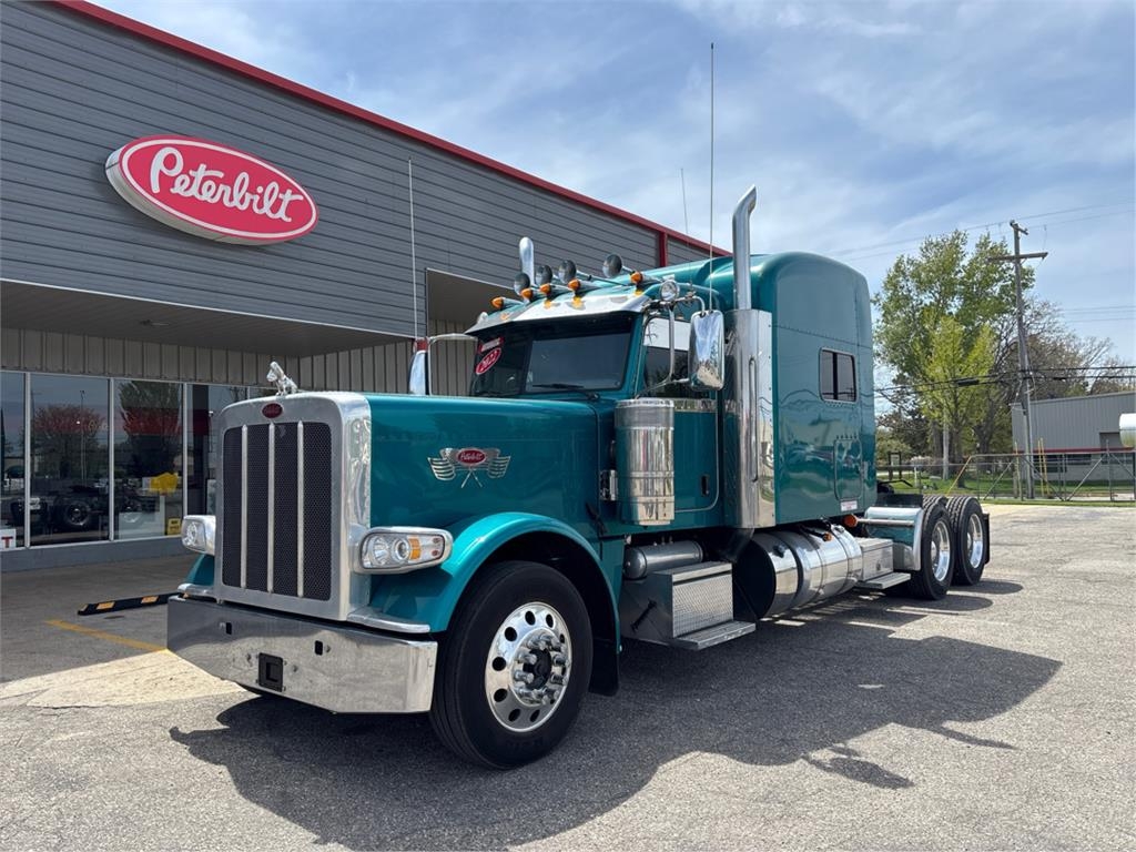 Peterbilt 389