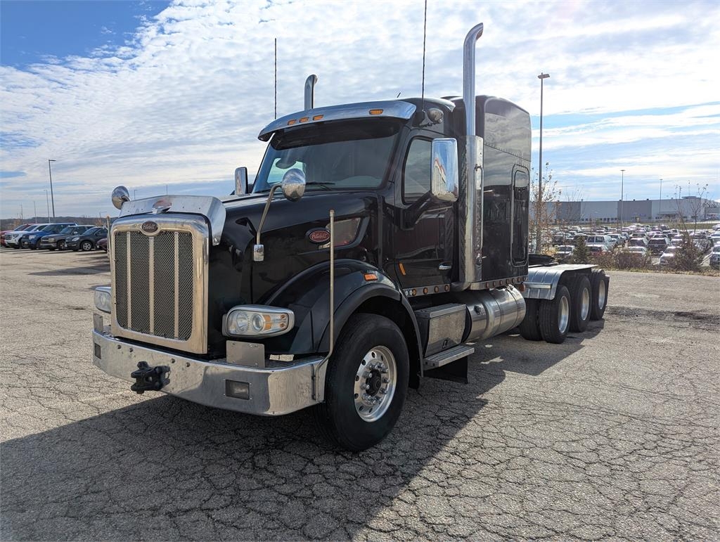 Peterbilt 567