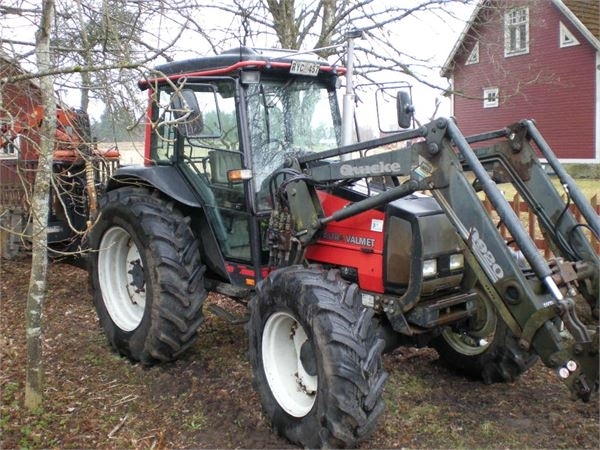 Valtra Valmet 700 +L - Traktorer - Lantbruk - Lantmännen