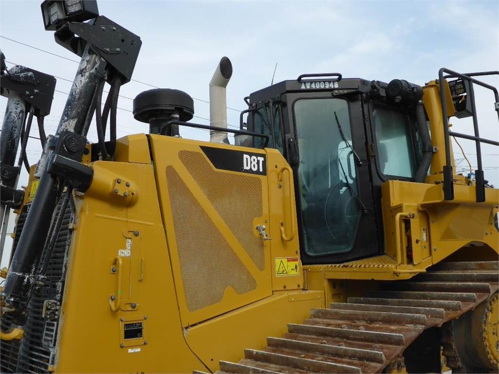 CAT D8T LGP