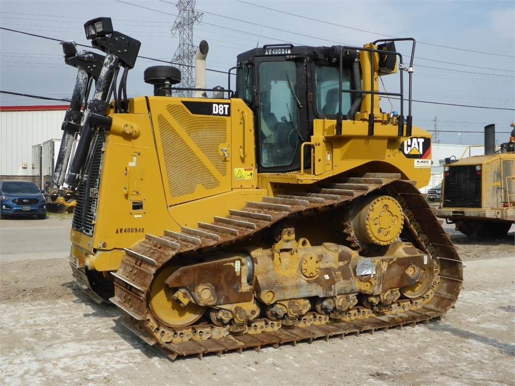 CAT D8T LGP