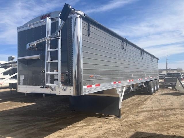 Timpte Super Hopper Tri-Axle