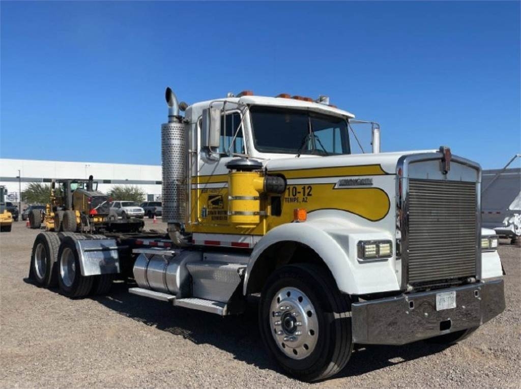 Kenworth w900 T/A Day Cab Truck Tractor For Sale | Ritchie List