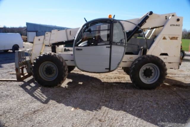 Terex TH842 Telehandler