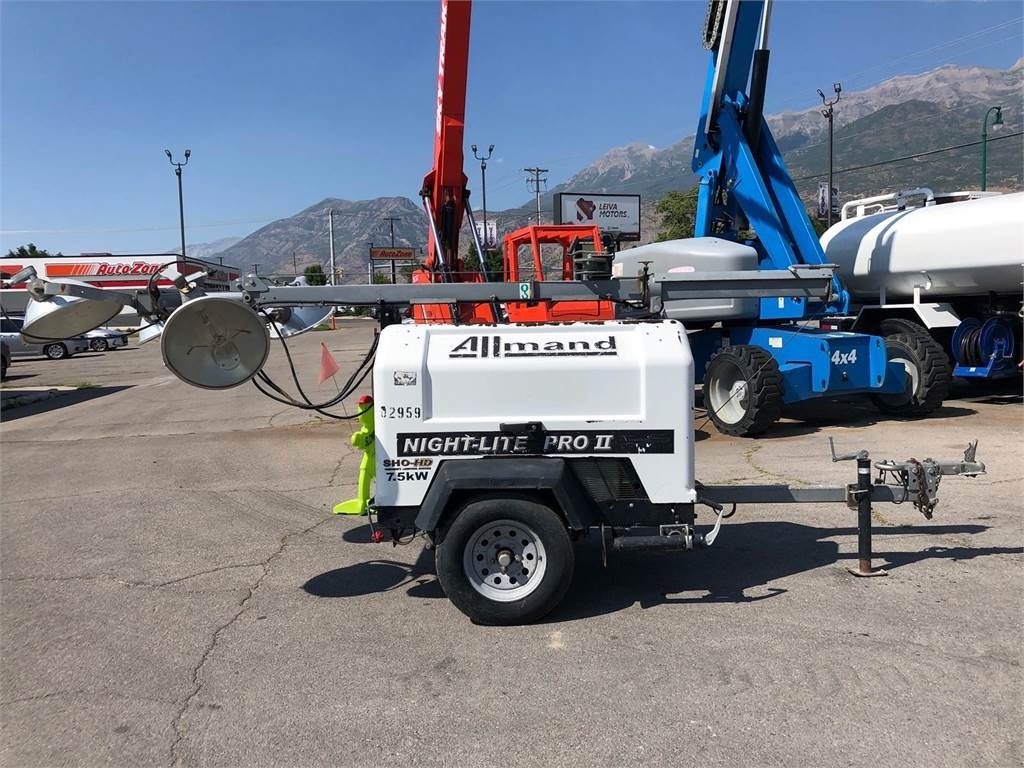 Allmand Night-Lite Pro II