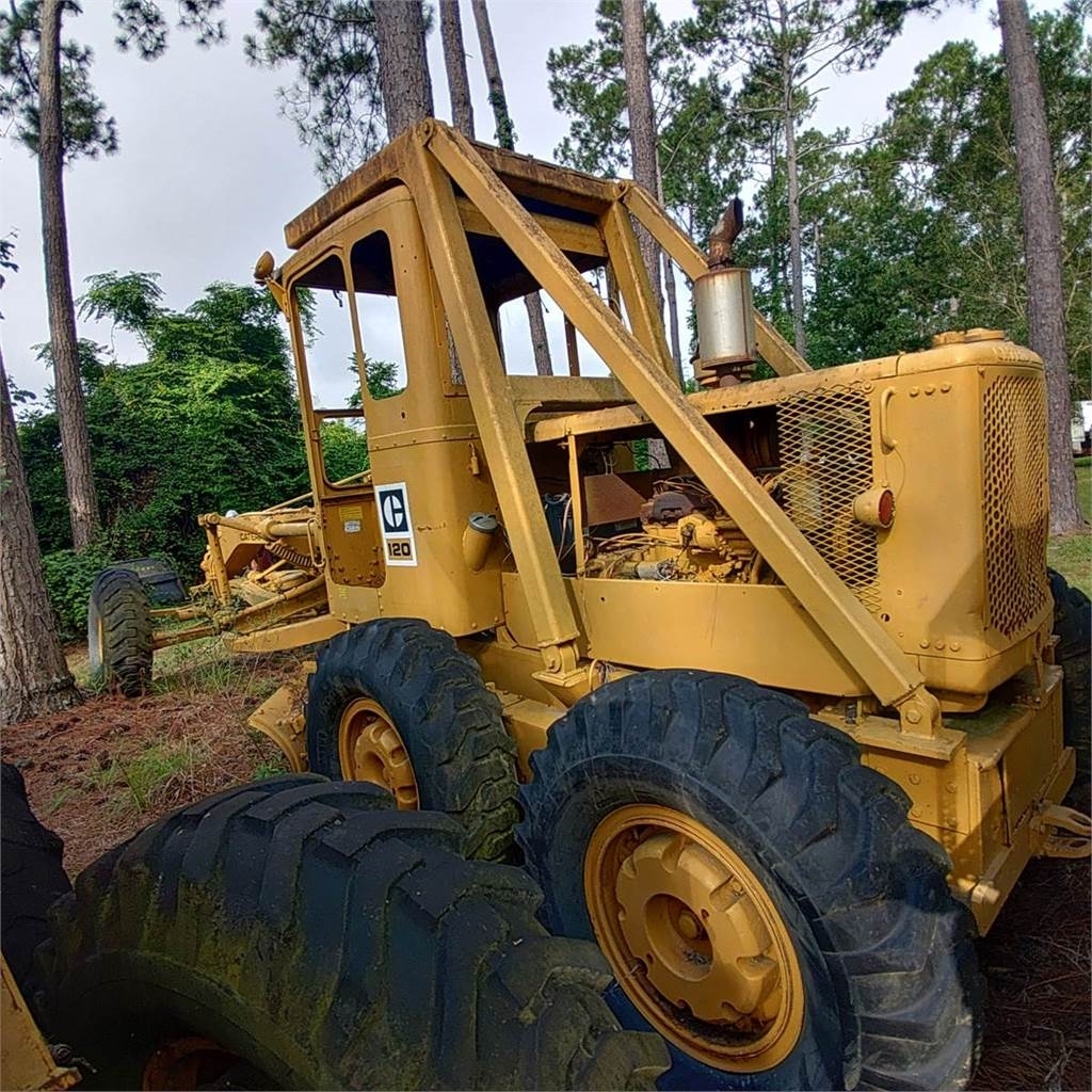CAT 120