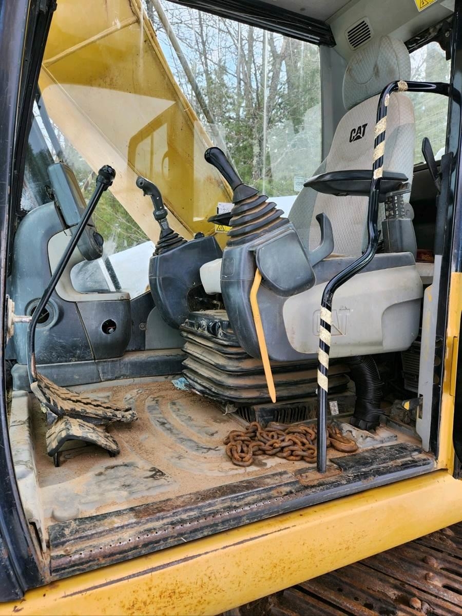 CAT 320DL
