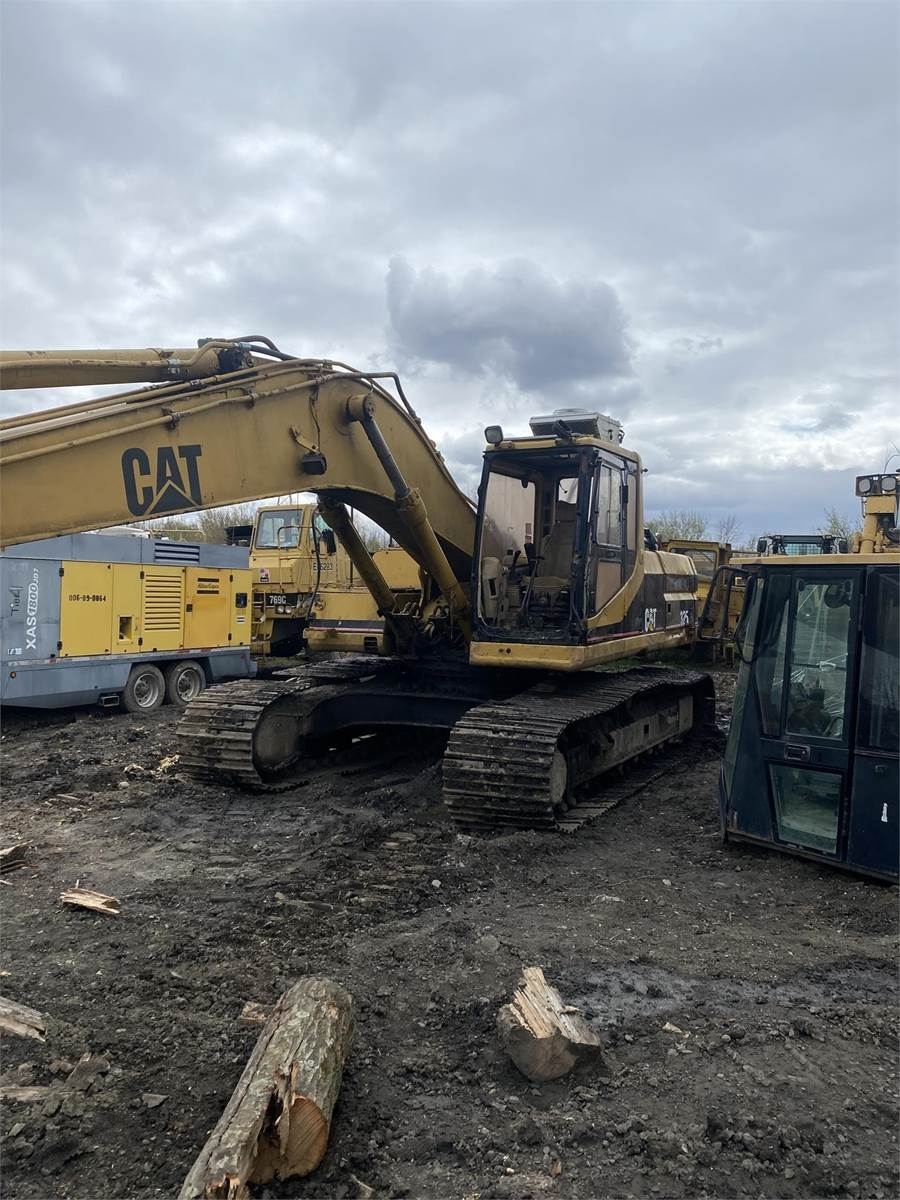 CAT 325L