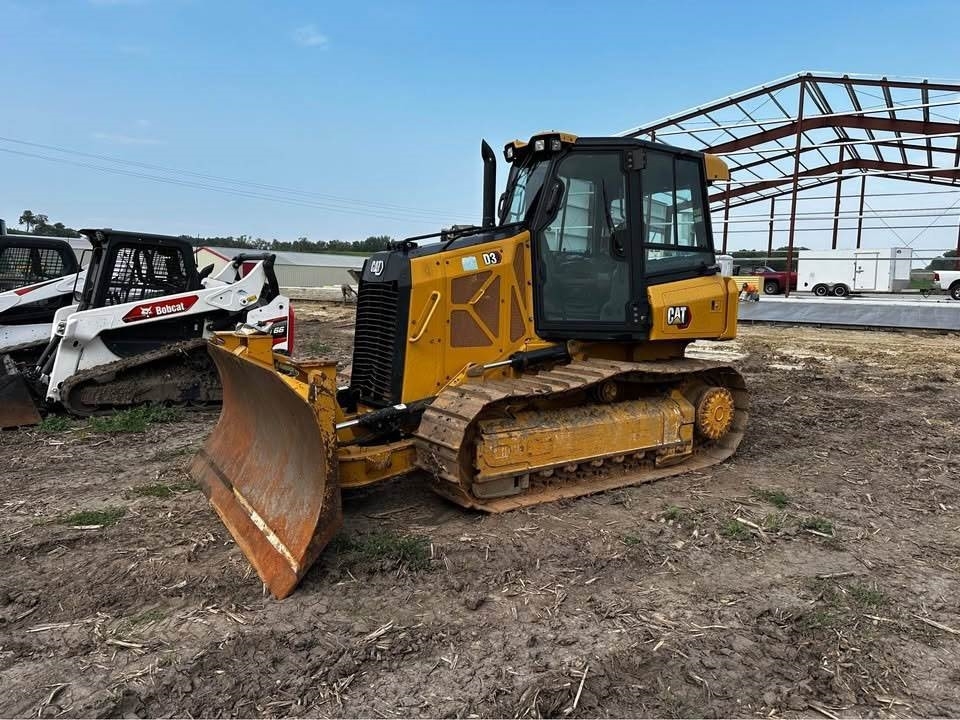 CAT D3