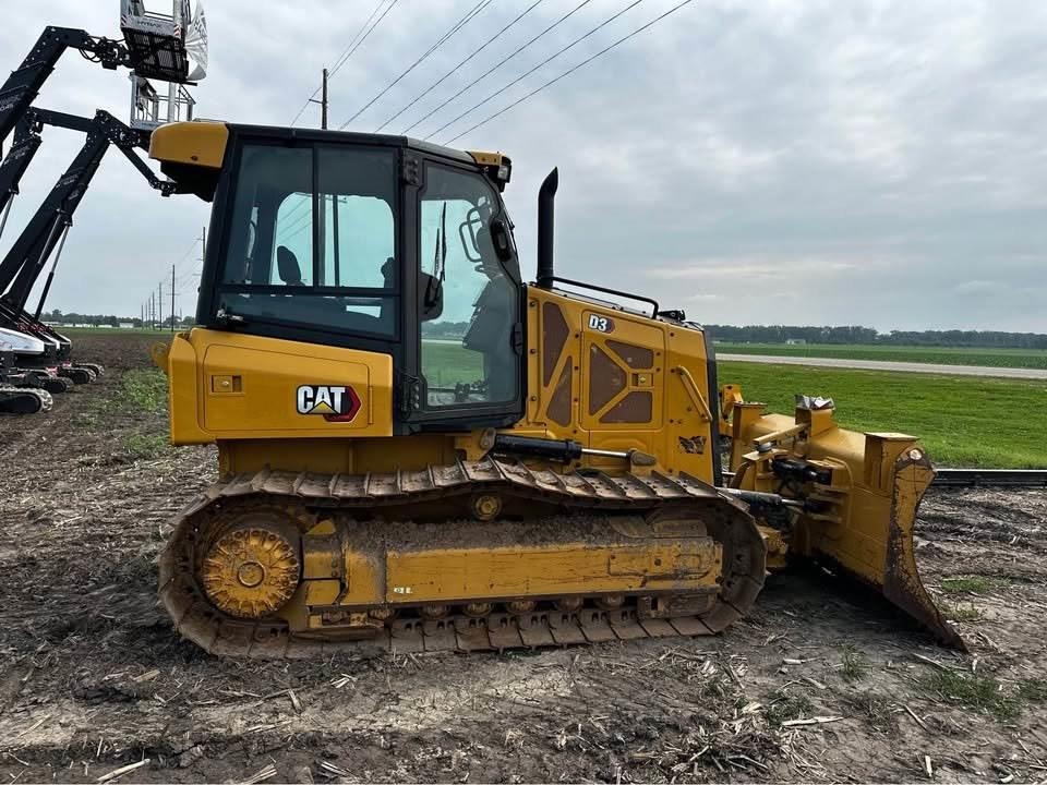 CAT D3